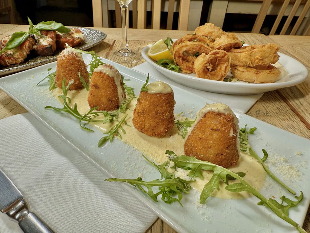Portobello Ristorante & Pizzeria in London